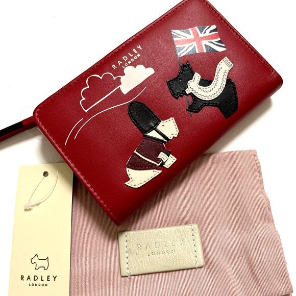 RADLEY LONDON | Bags | Nwt Radley London Puffy Bifold Parade Wallet ...